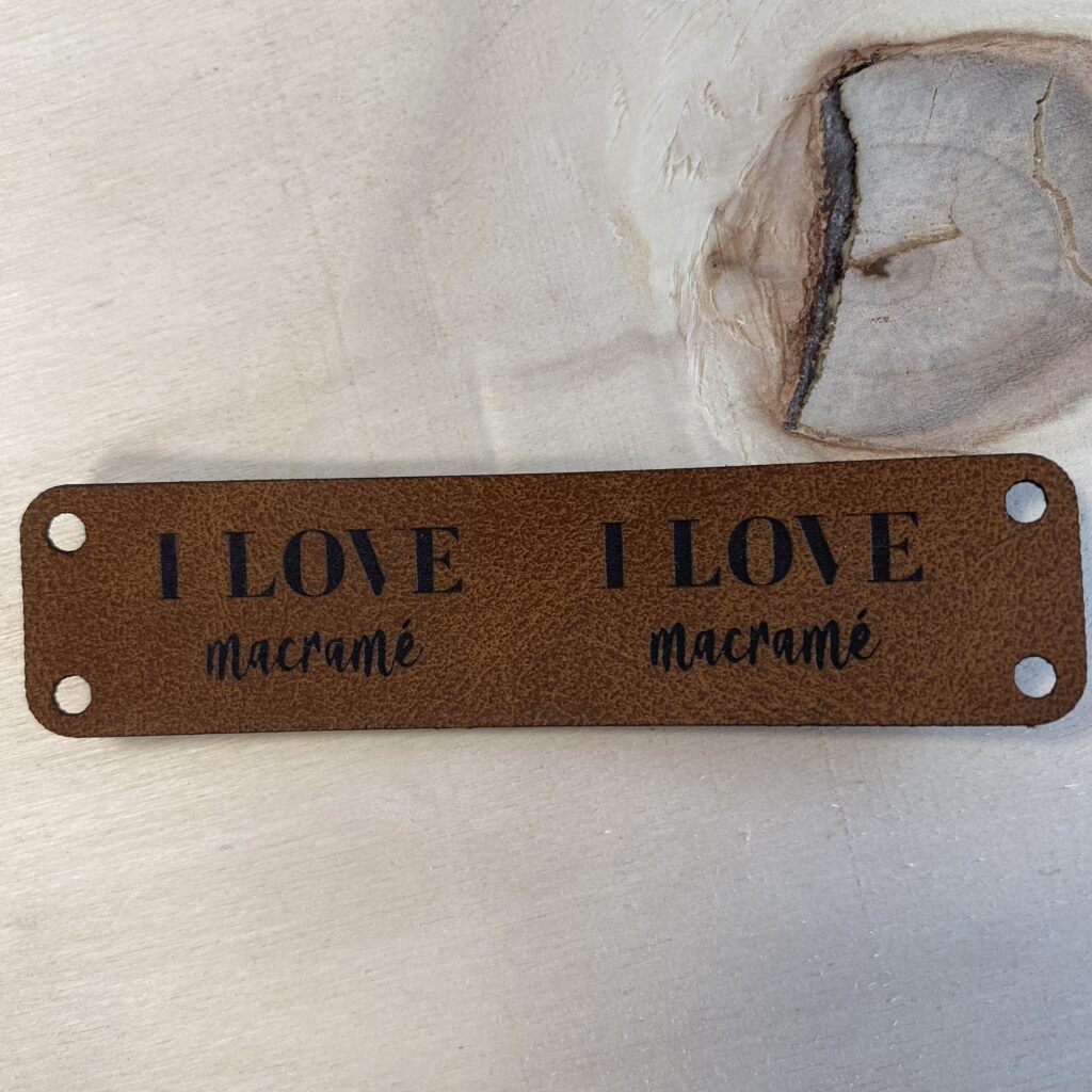Kunstleren label | Rechthoek 8x2cm | I love MACRAME - Haak maar aan bij SAS