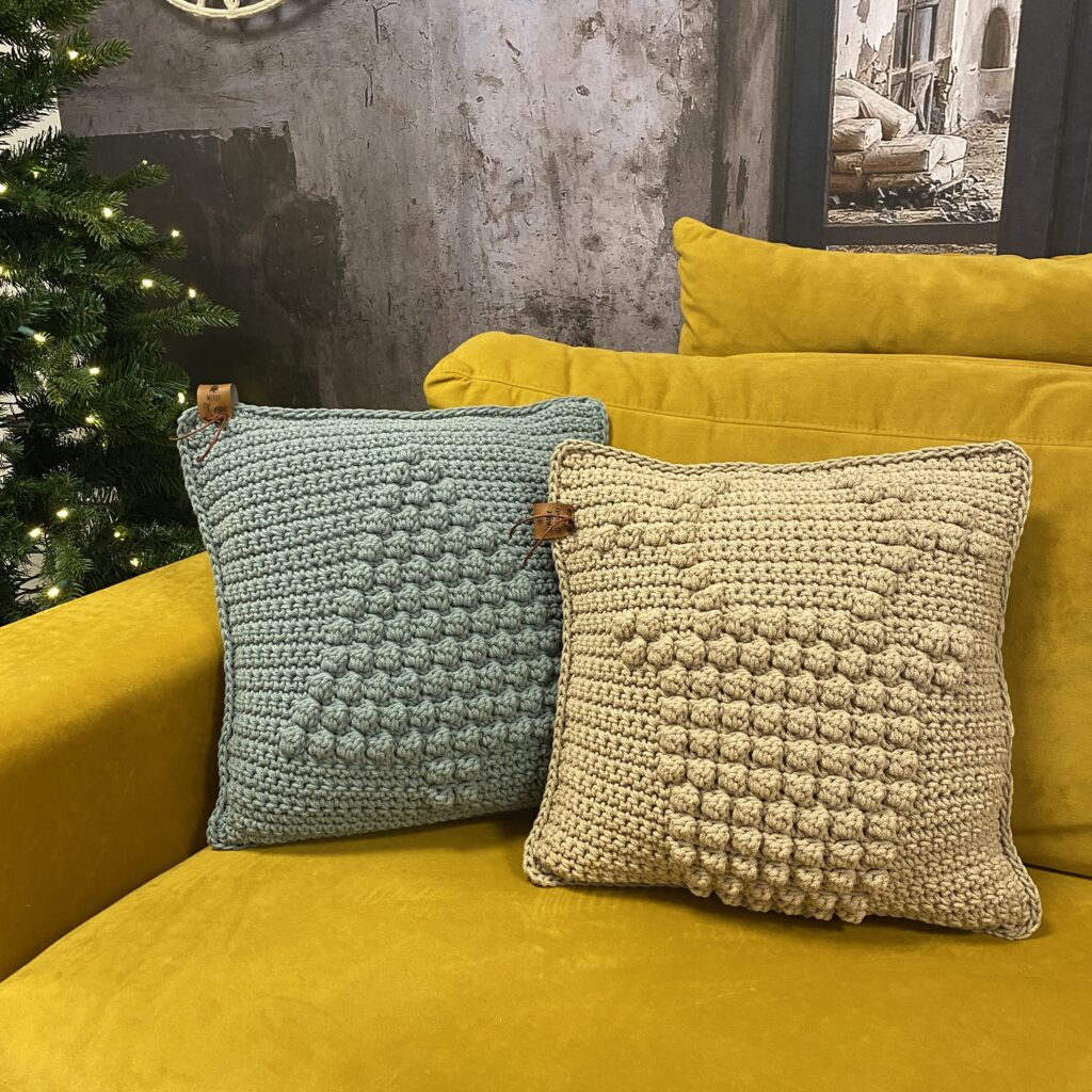 Haakpatroon | digitaal | Kerst-kussen - Haak maar aan bij SAS